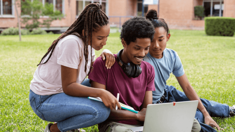 How to Apply for the Funza Lushaka Bursary in 2025 - THOL’ISPANE